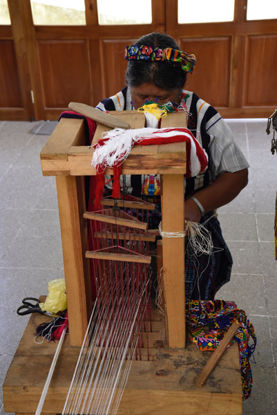Guatemalan Weaving Forms a Life - ClothRoads